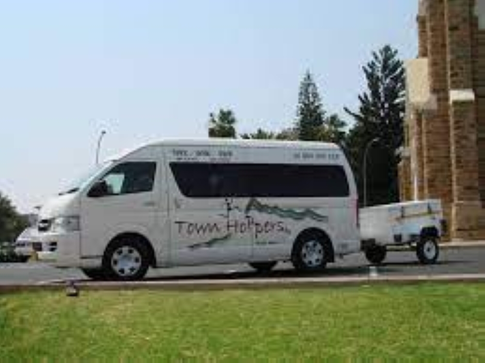 Bus & Shuttle Services in Namibia - Tourismus Namibia